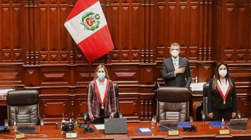 Libra presidente de Perú la acometida de la derecha | Total Sapiens