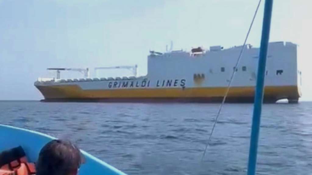 Encalla buque ferry Grande Senegal en Sisal, Yucatán | Total Sapiens